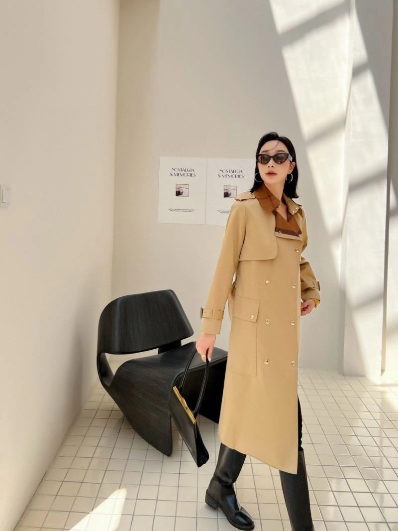 Discounted Burberry Outwear