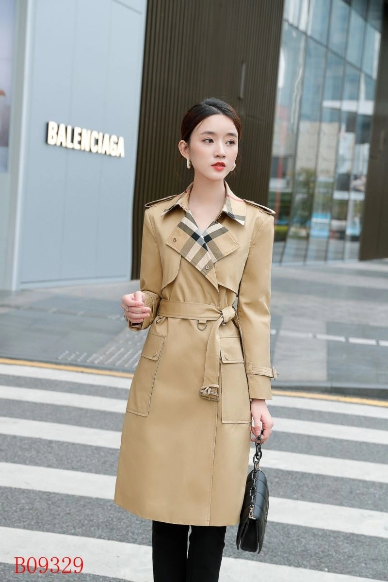 Bargain Burberry Outwear