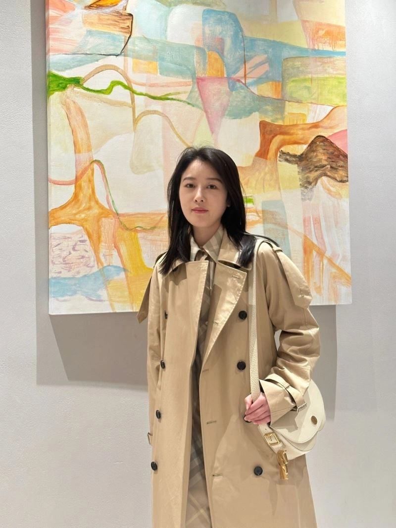 Indistinguishable Burberry Outwear