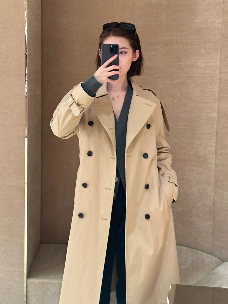 Indistinguishable Burberry Outwear