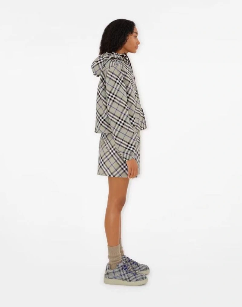Factory-made Burberry Outwear