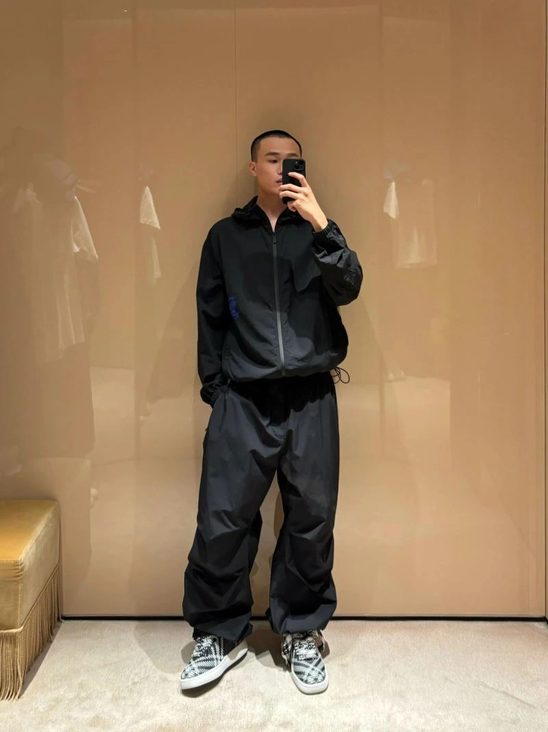 Accurate model Burberry Outwear