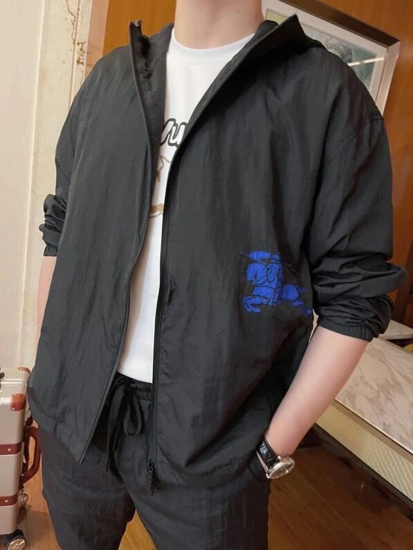 Accurate model Burberry Outwear