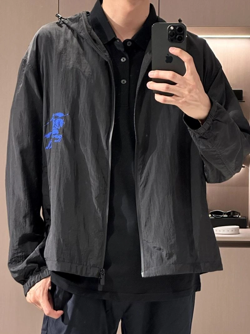 Official Burberry Outwear