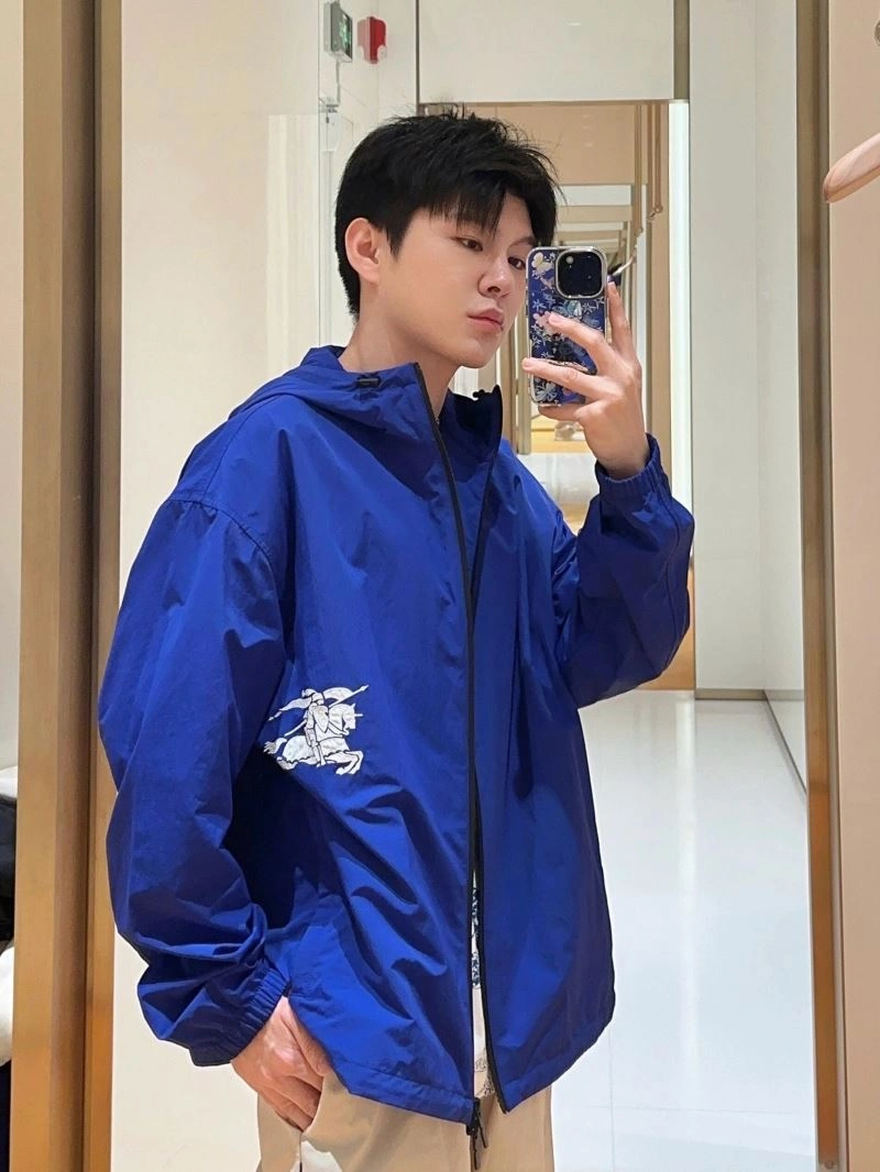 Legit Burberry Outwear