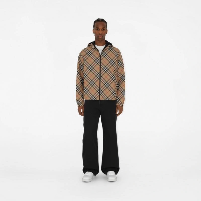 Top match Burberry Outwear