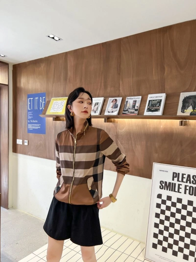 High accuracy Burberry Outwear