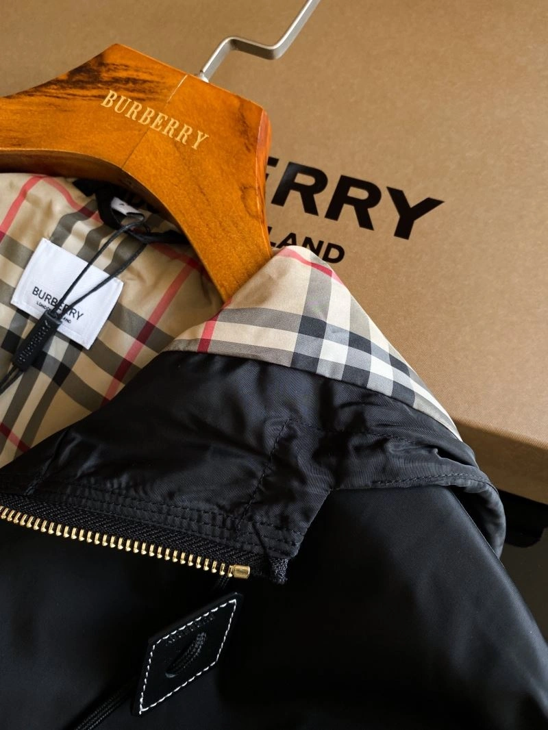 Legit Burberry Outwear