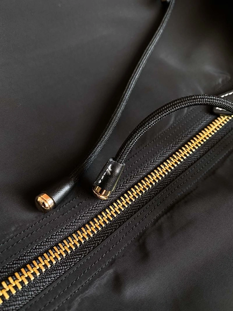 Legit Burberry Outwear