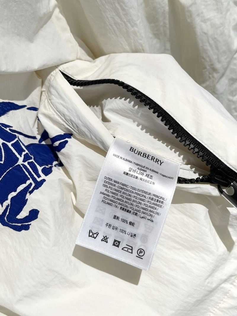 Bargain Burberry Outwear