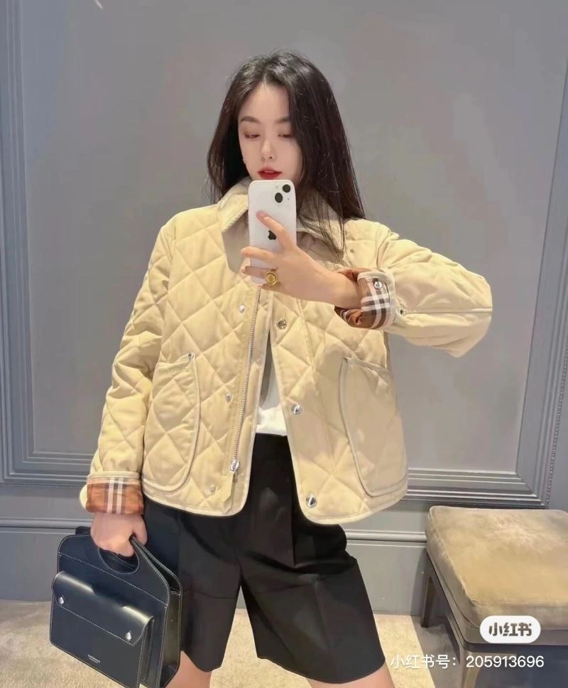 Discounted Burberry Outwear