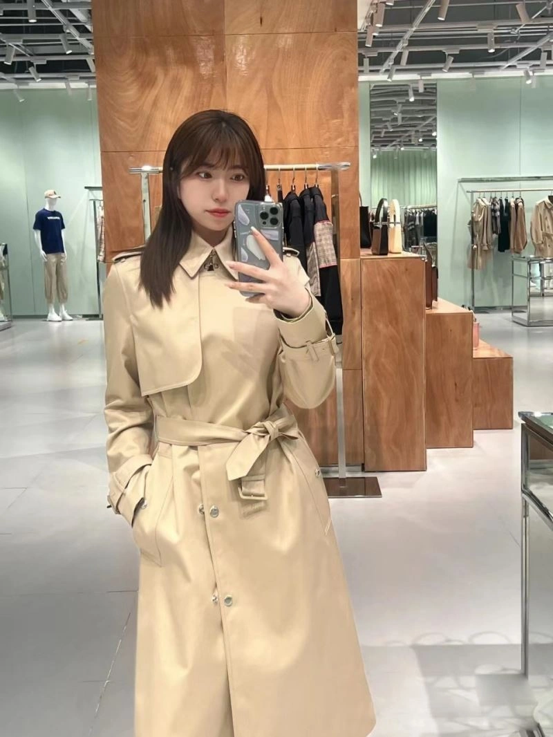 Factory-made Burberry Outwear