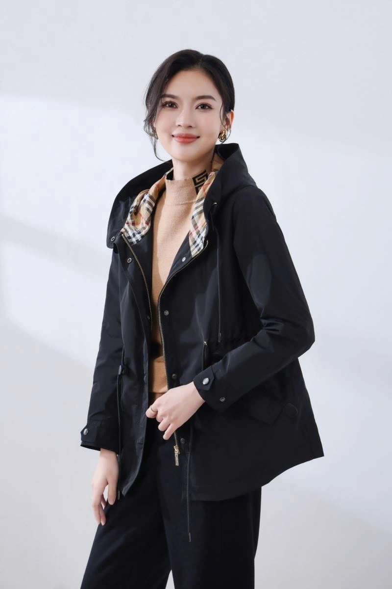 Brand-original Burberry Outwear