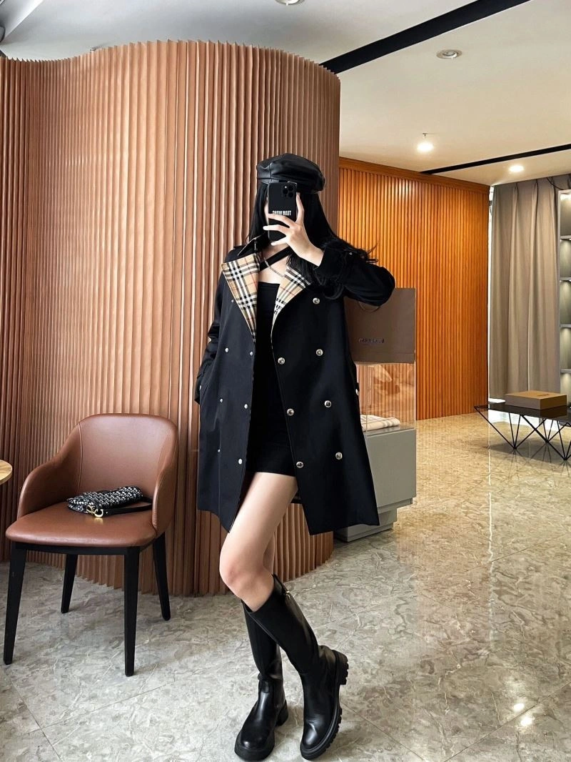 Factory-made Burberry Outwear