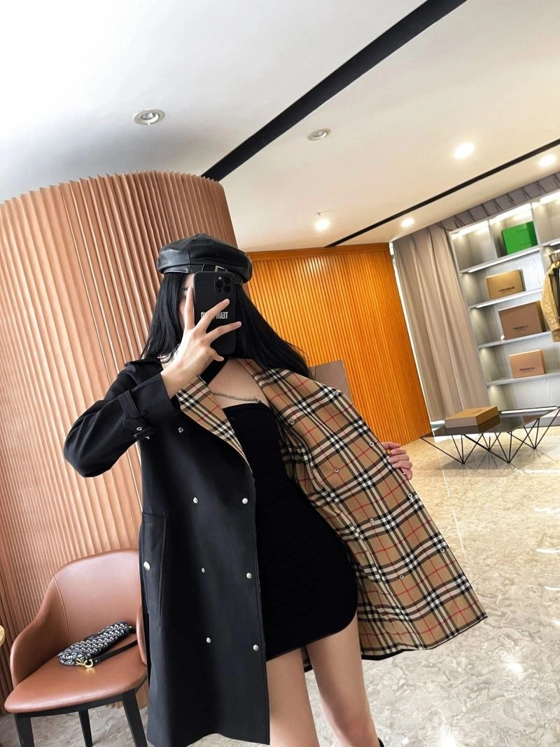 Factory-made Burberry Outwear
