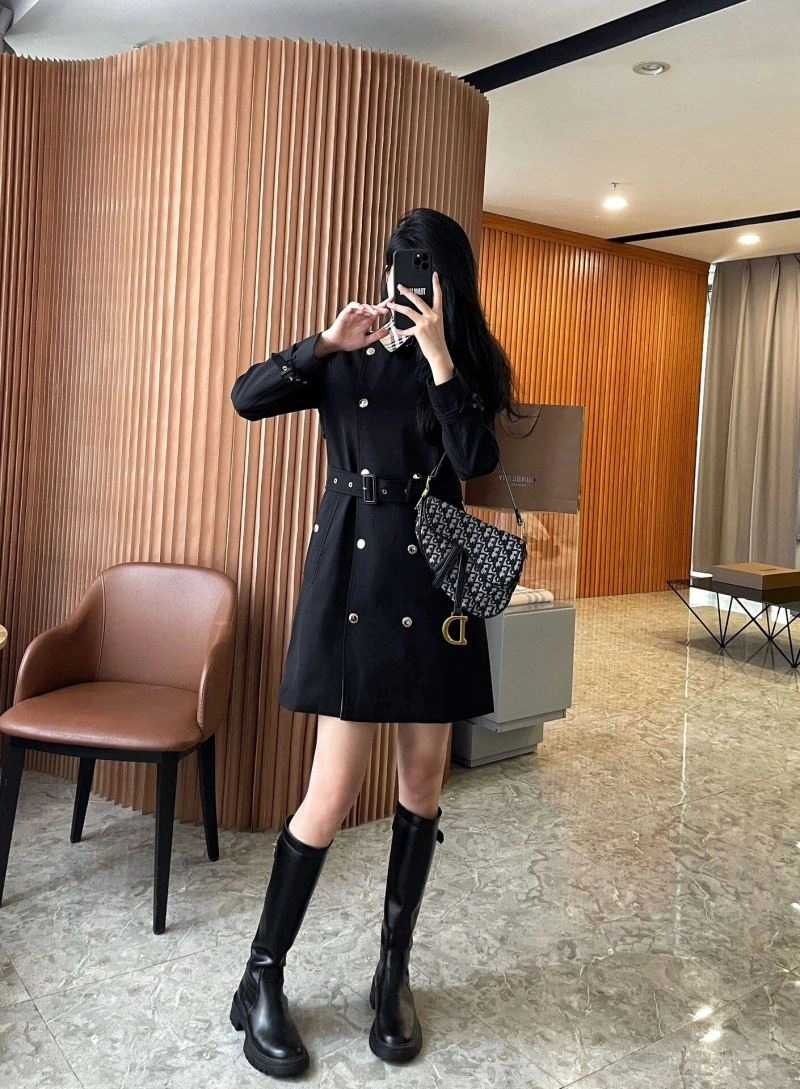 Factory-made Burberry Outwear