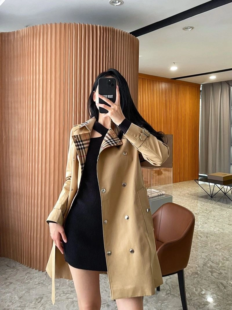 Burberry Outwear