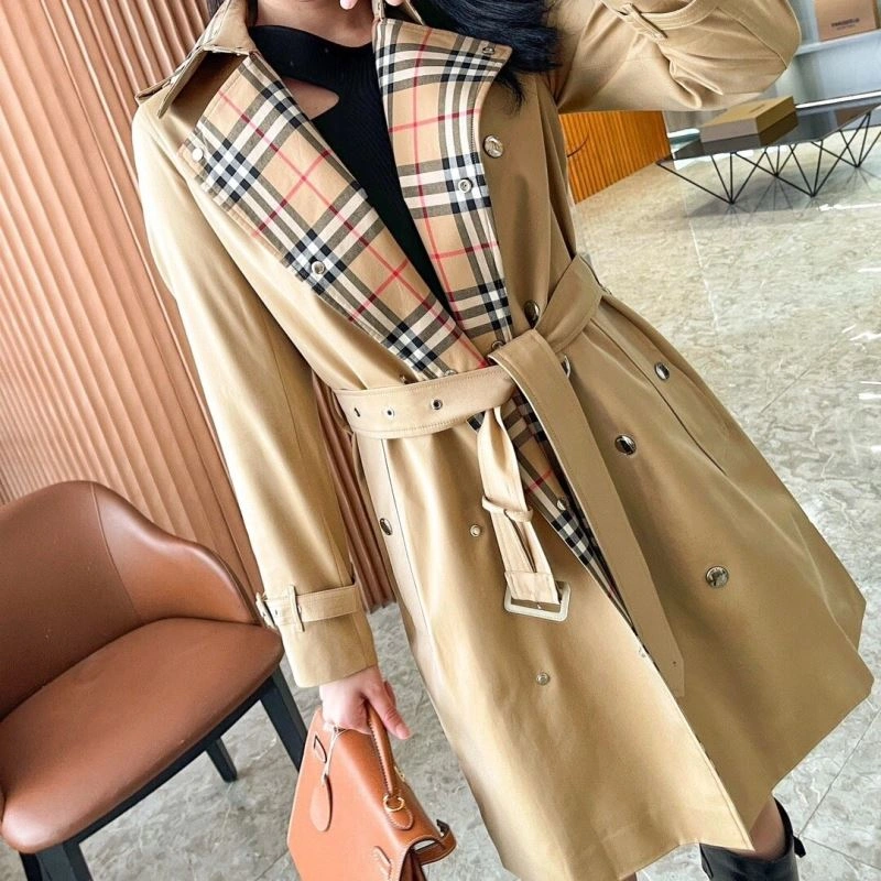 Official Burberry Outwear