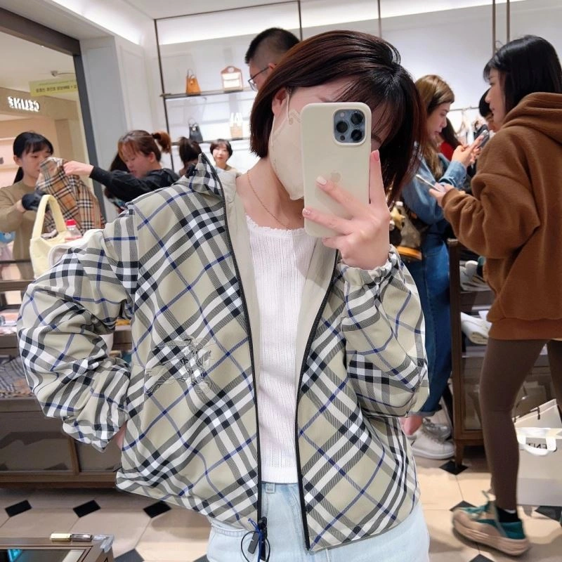 Inexpensive Burberry Outwear