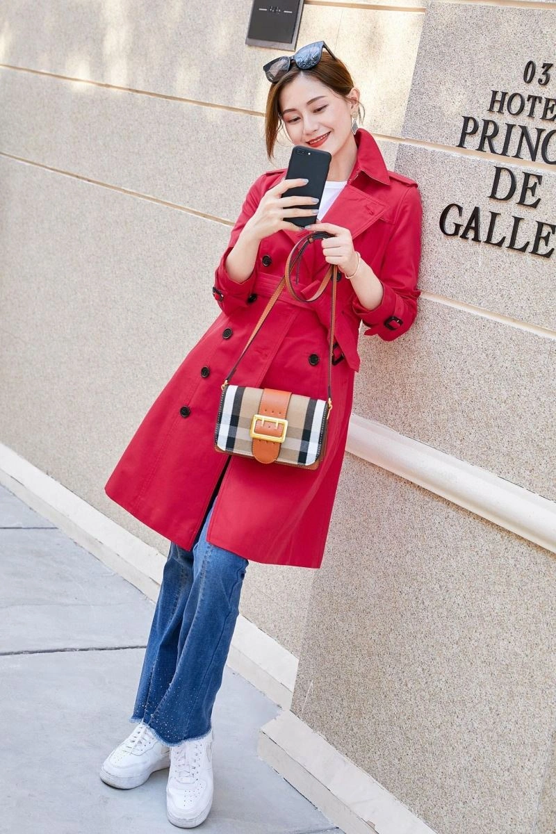 Accurate model Burberry Outwear