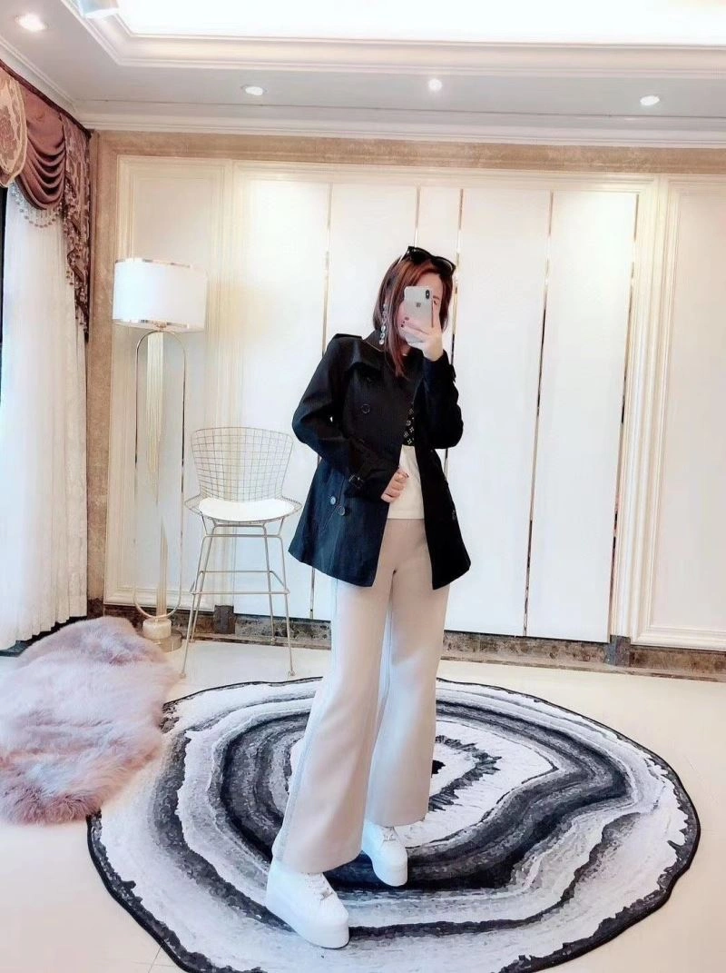 Official Burberry Outwear