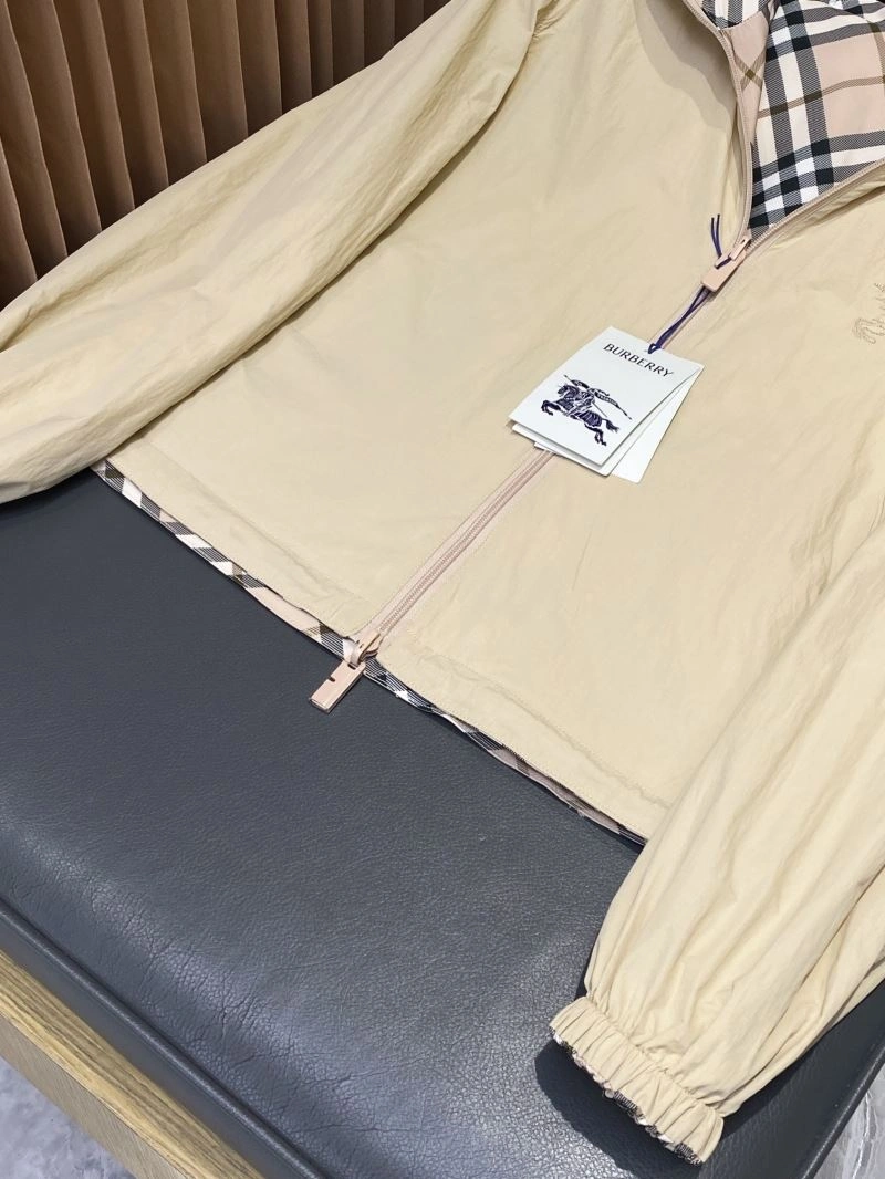 Factory-made Burberry Outwear