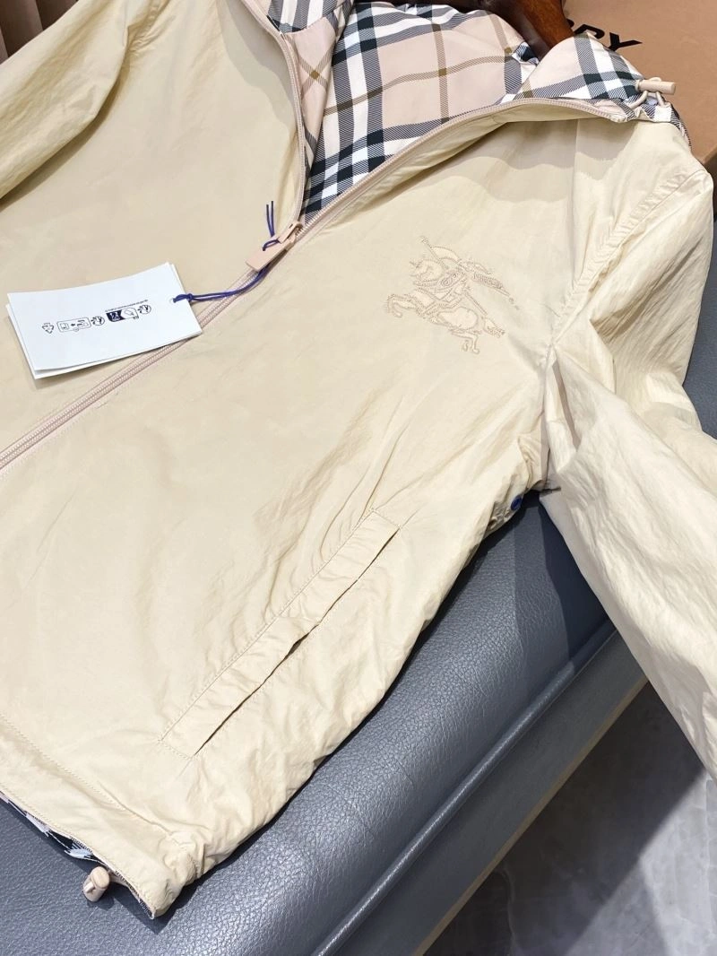 Factory-made Burberry Outwear