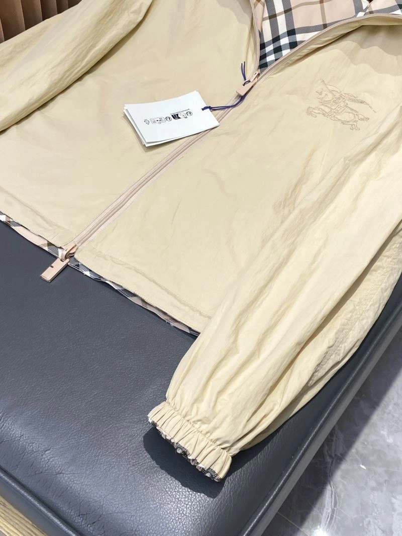 Factory-made Burberry Outwear