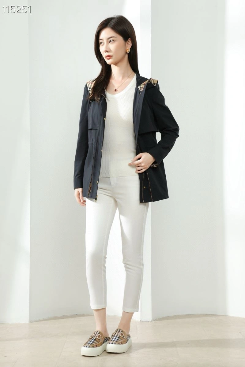 Brand-original Burberry Outwear