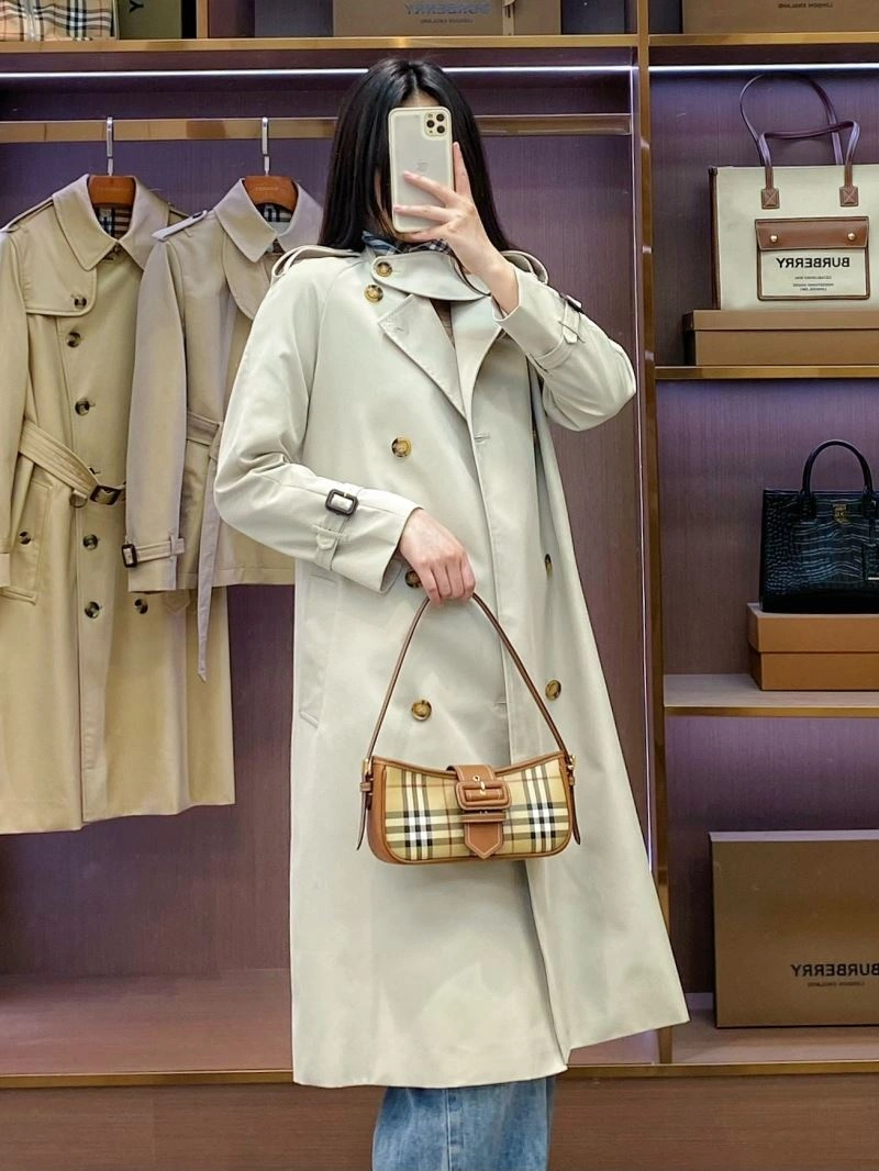 Burberry Outwear