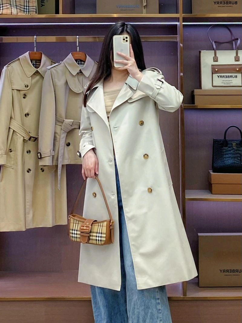 Authentic Burberry Outwear