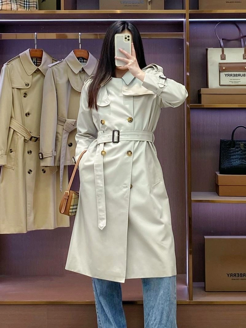 Authentic Burberry Outwear
