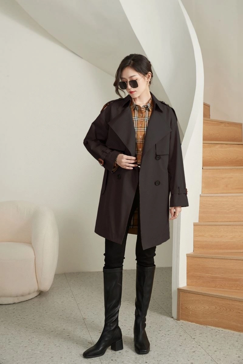 Economical Burberry Outwear