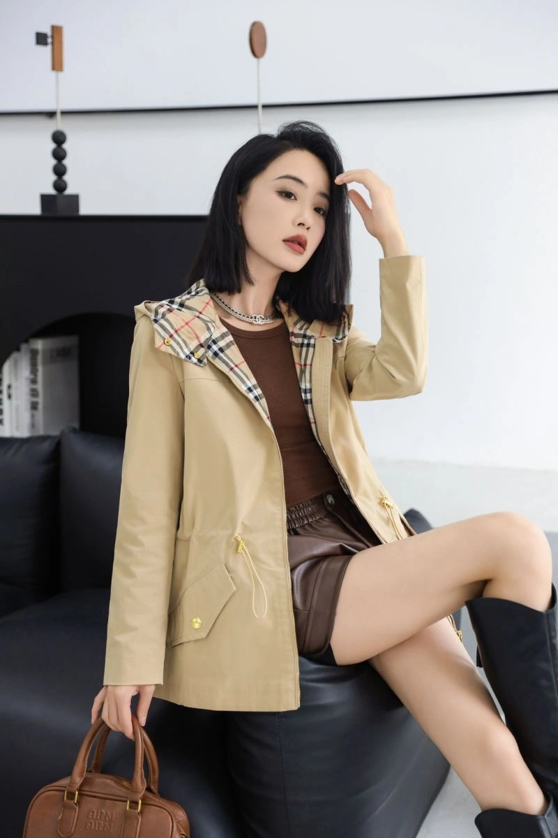 Legit Burberry Outwear
