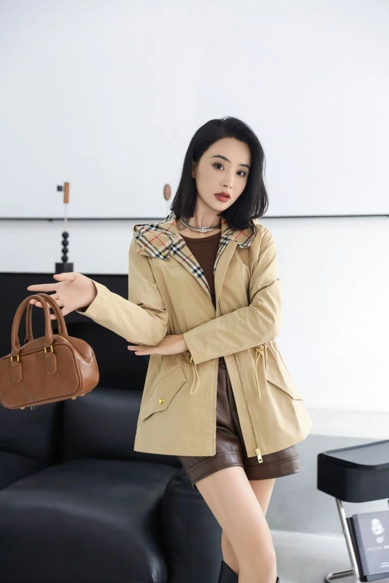 Legit Burberry Outwear