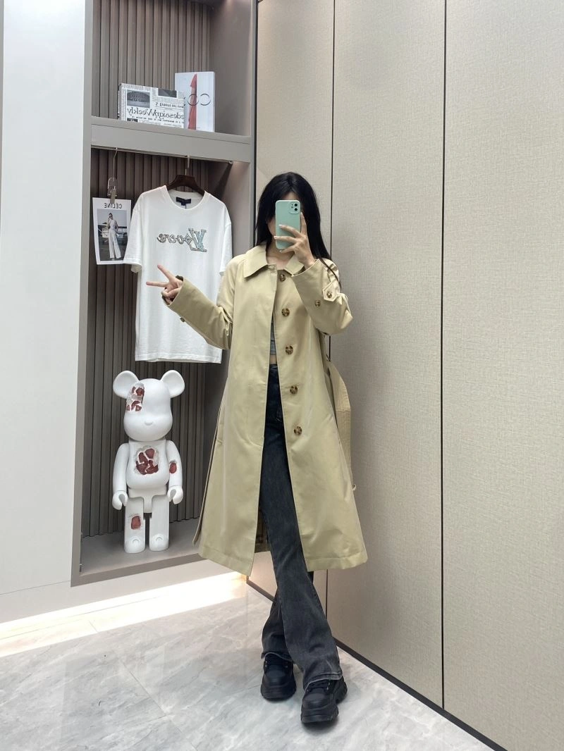 Precise copy Burberry Outwear