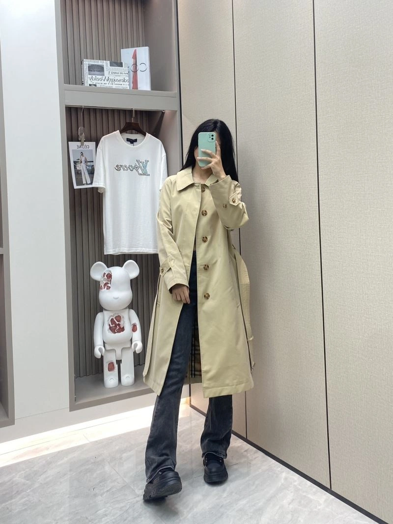 Precise copy Burberry Outwear