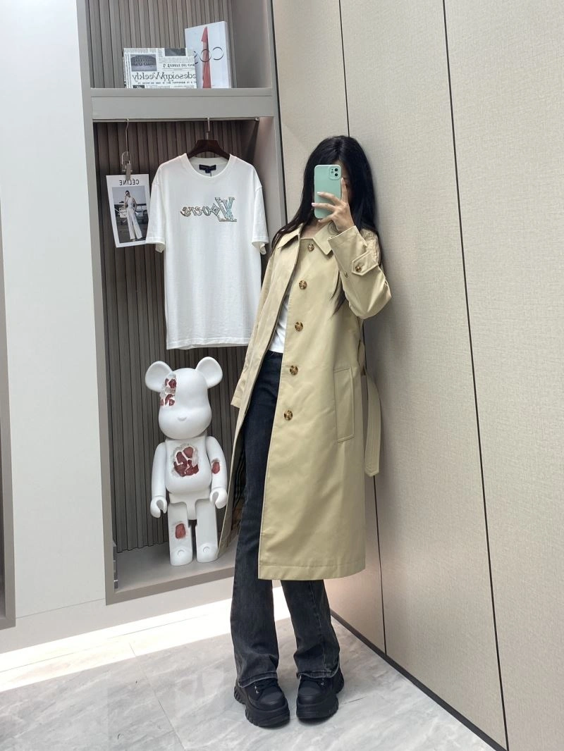 Precise copy Burberry Outwear