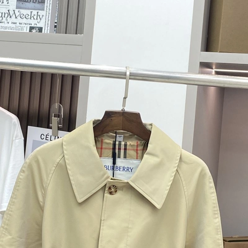 Top match Burberry Outwear