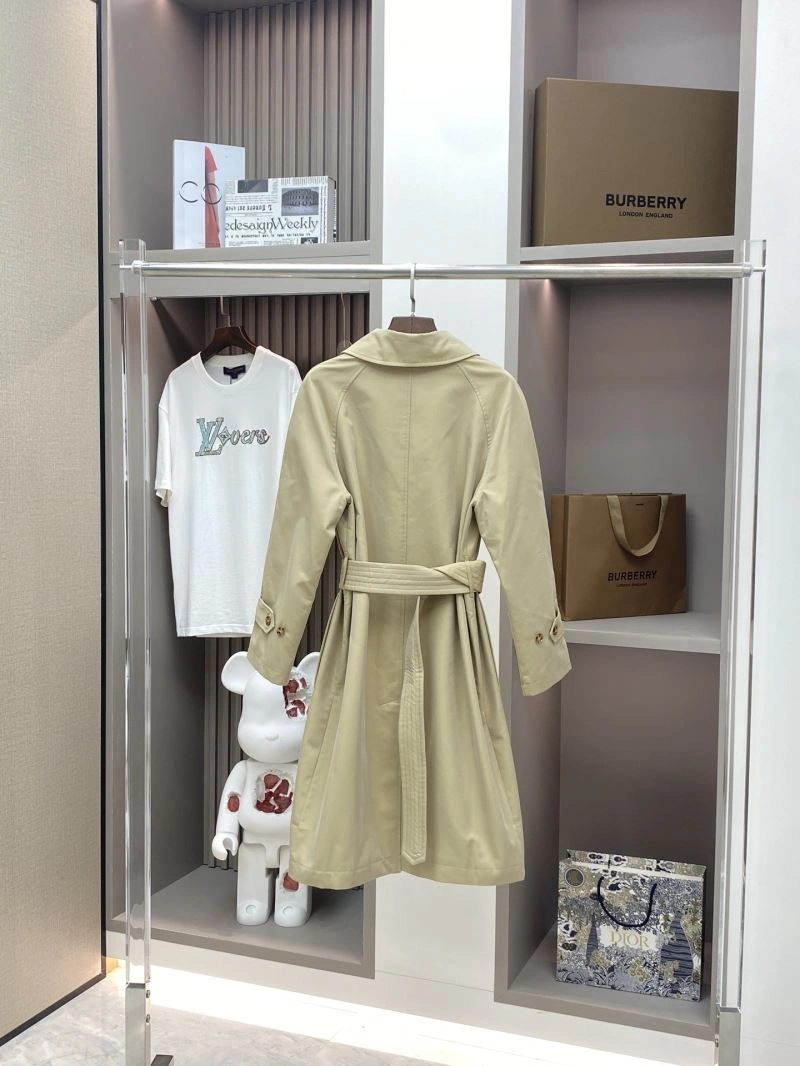 Top match Burberry Outwear