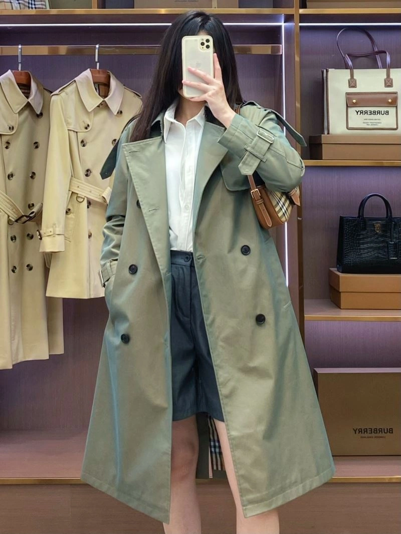 Burberry Outwear