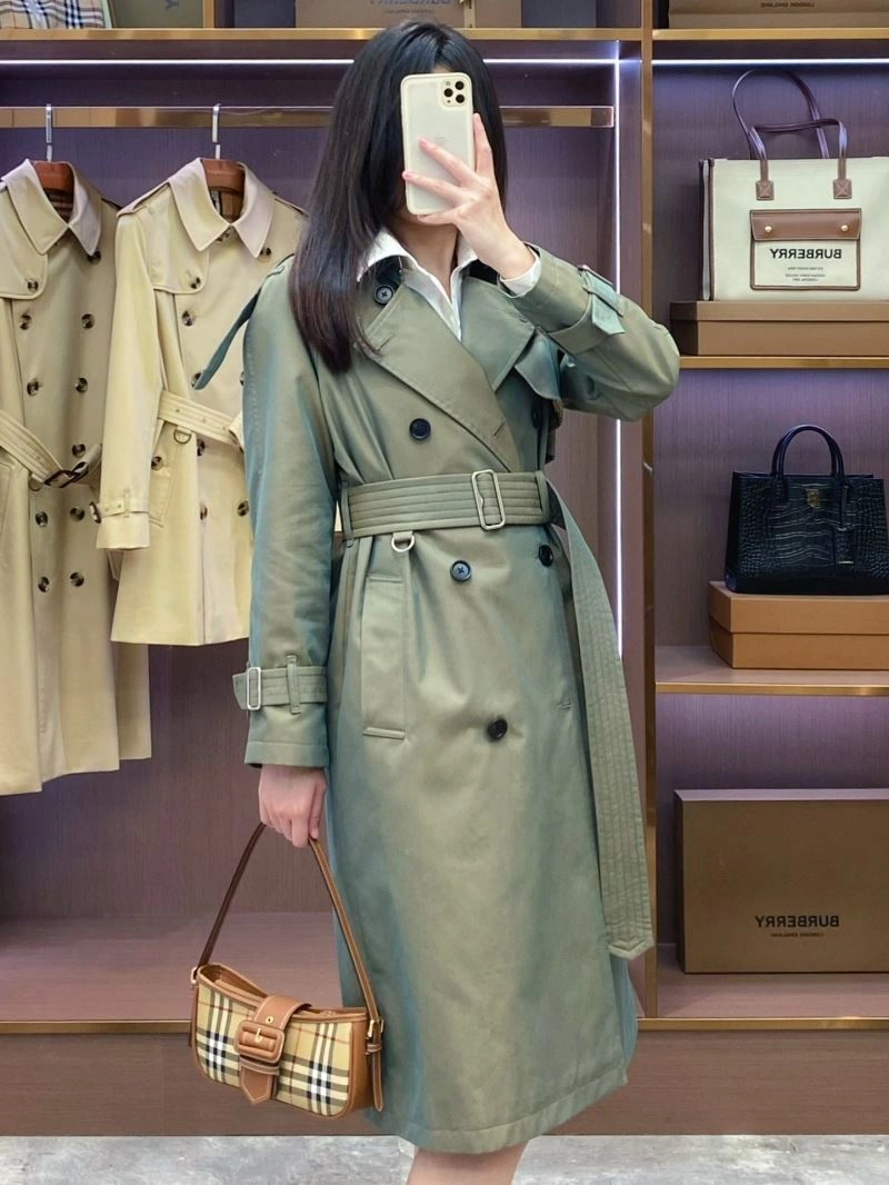 Top match Burberry Outwear