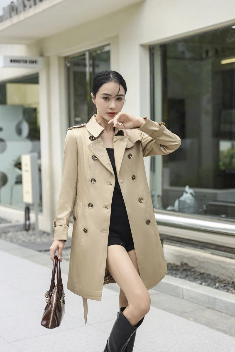 Bargain Burberry Outwear
