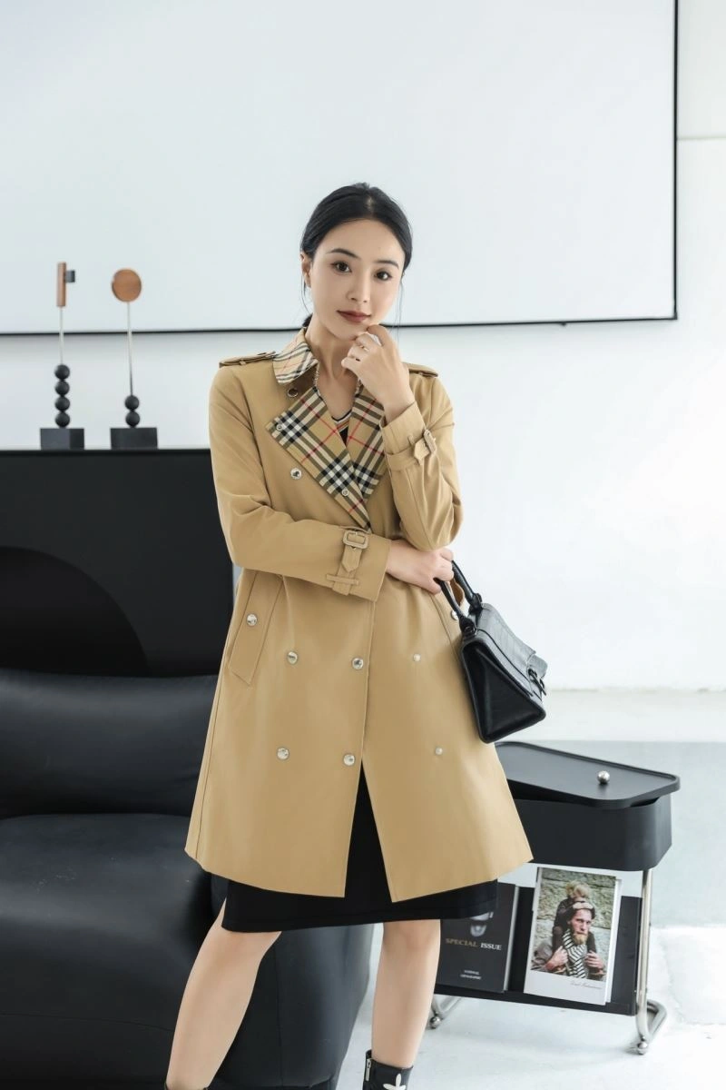 Official Burberry Outwear