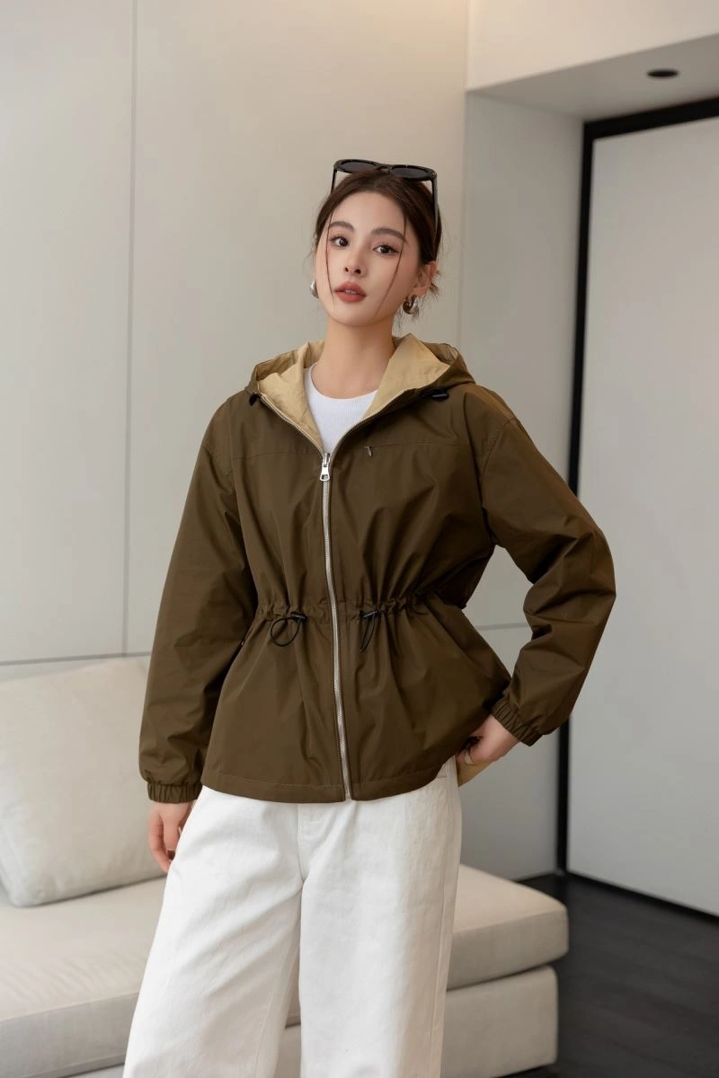 Discounted Burberry Outwear
