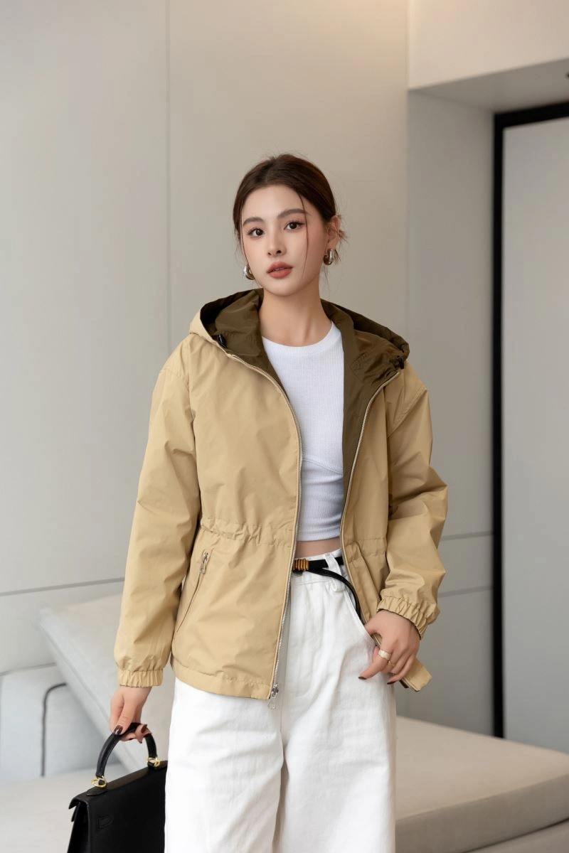 Discounted Burberry Outwear