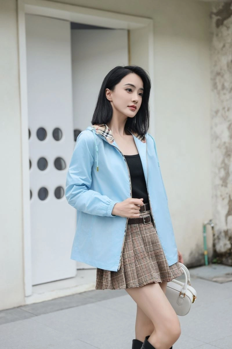 Discounted Burberry Outwear