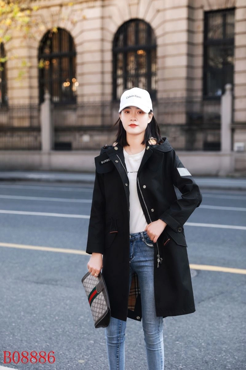 Discounted Burberry Outwear