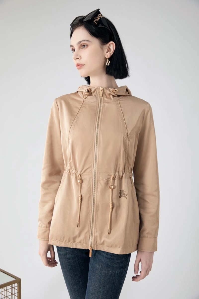 Low-cost Burberry Outwear