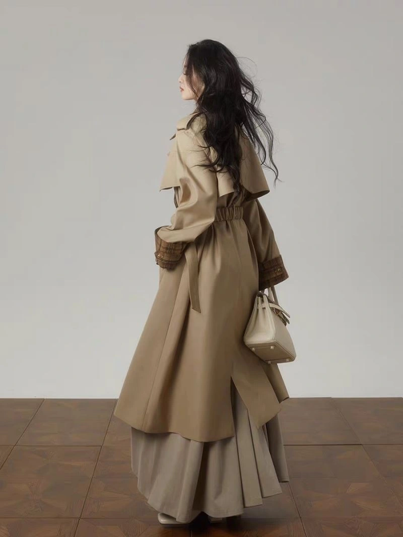 Accurate model Burberry Outwear